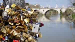 25 Awesome Love Lock Locations From Around The World