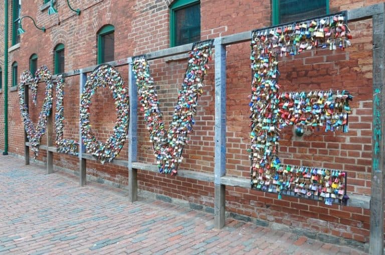 25 Awesome Love Lock Locations From Around The World